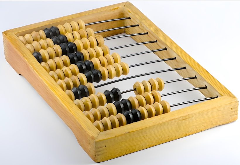 7 Different Types of Calculators | Based On Purpose - RankRed