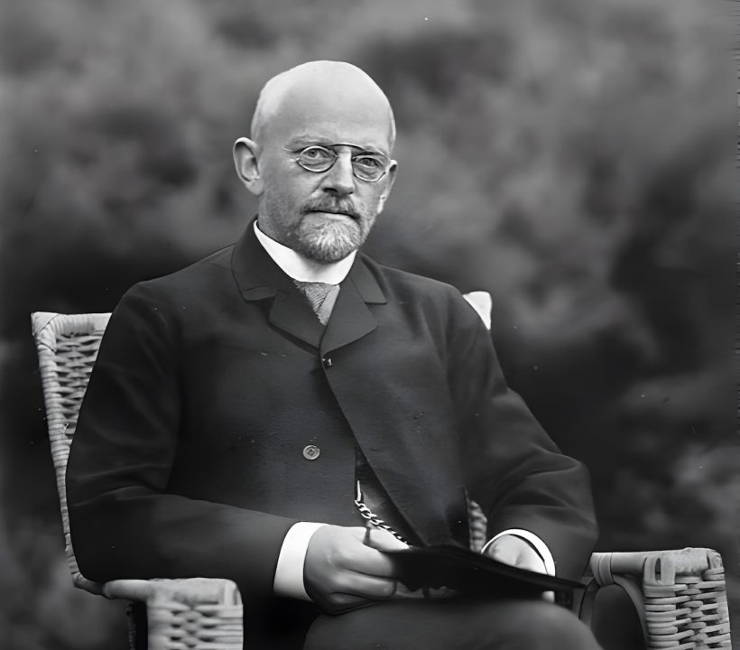 21 Famous and Greatest Mathematicians | 2025 Edition - RankRed