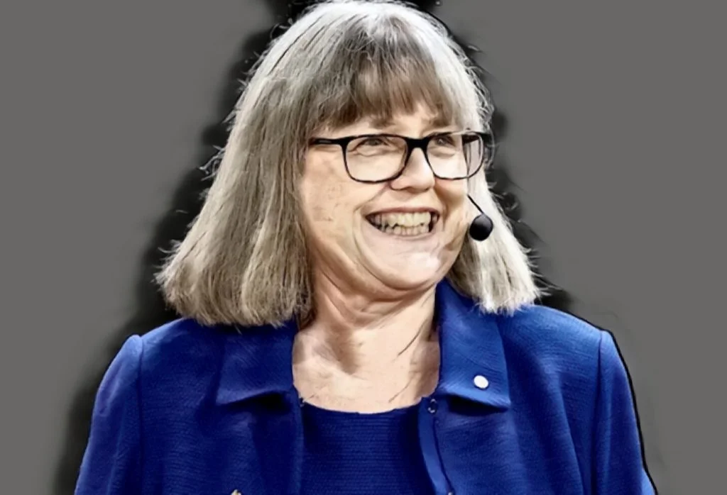 15 Famous Physicists Alive Today And Their Contribution [2026] - RankRed