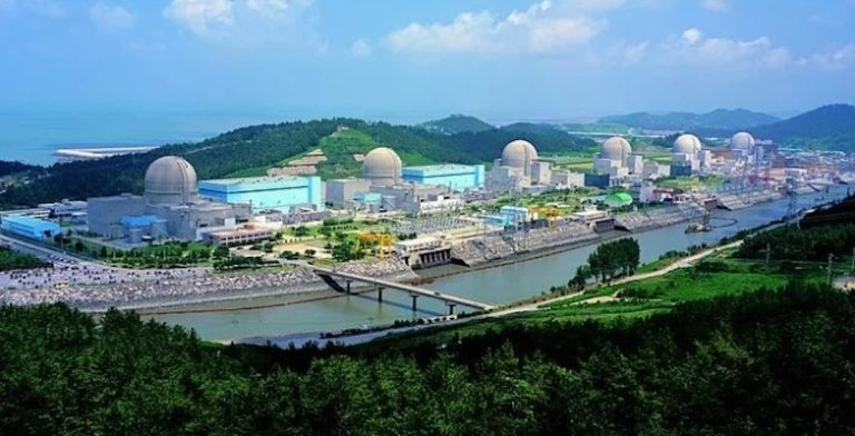 15 Biggest Nuclear Power Plants In The World | 2025 Edition - RankRed