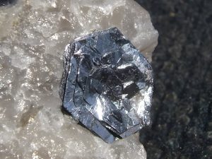 15 Most Dense Materials on Earth | Volumetric Mass Density - RankRed