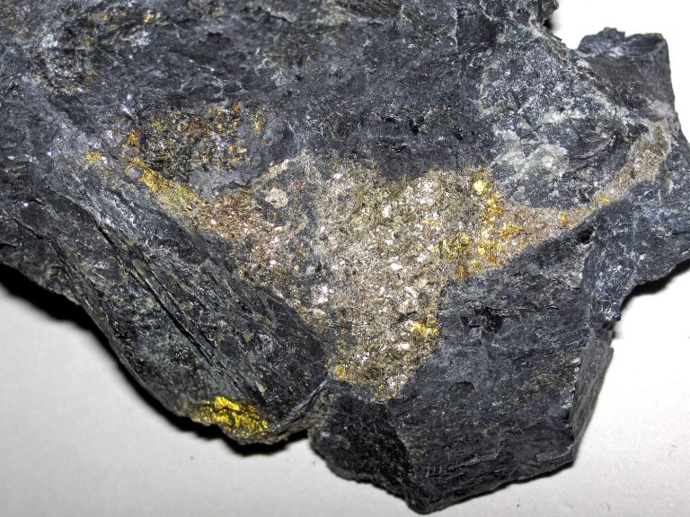 13 Rarest Metals On Earth - RankRed
